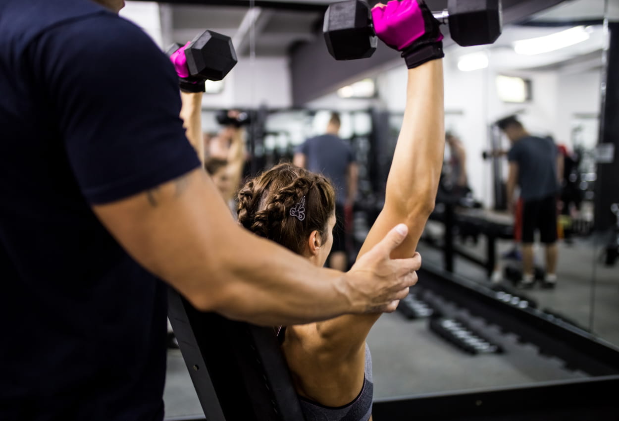 Evita lesiones y mejora tu técnica con un entrenador personal ...